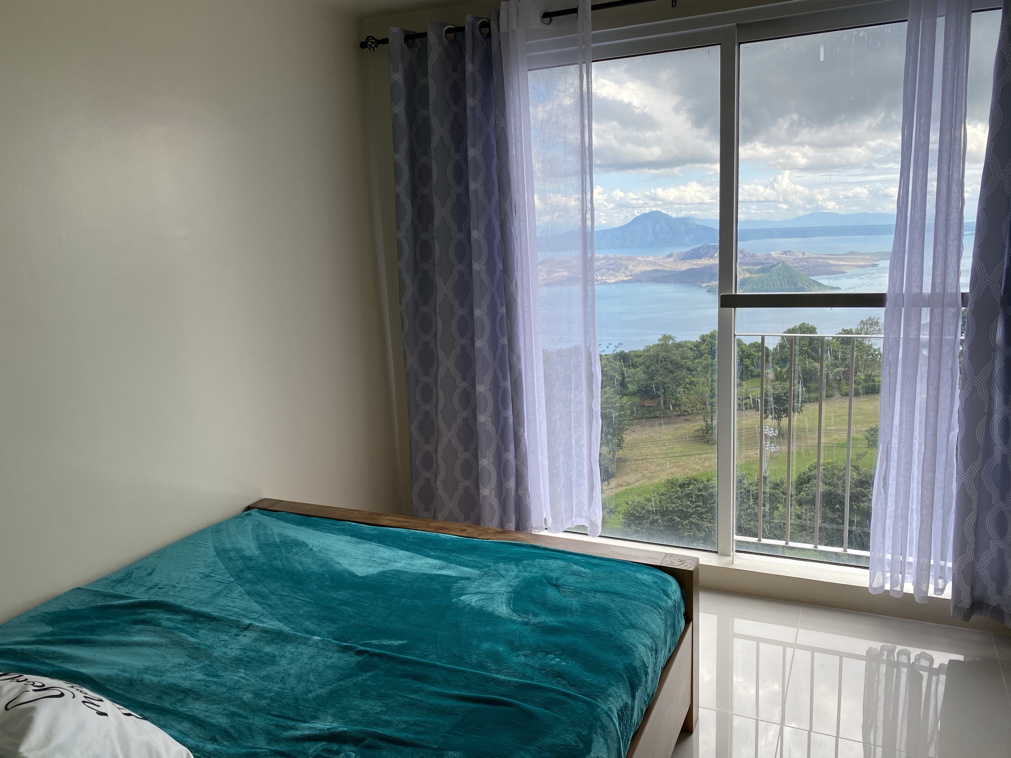 Tagaytay Staycation Rooms | Staycation Tagaytay